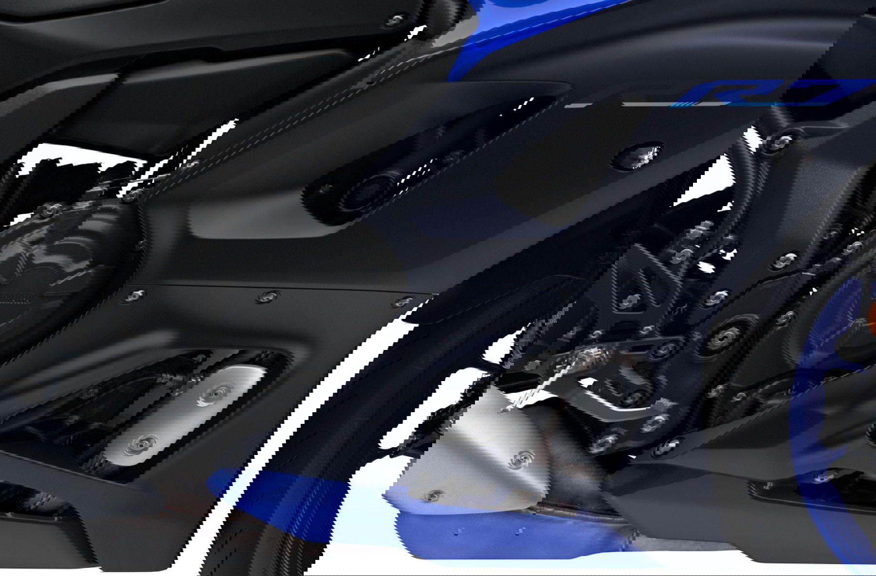 Yamaha R7 revealed | All the specs and features of the sports bike ...