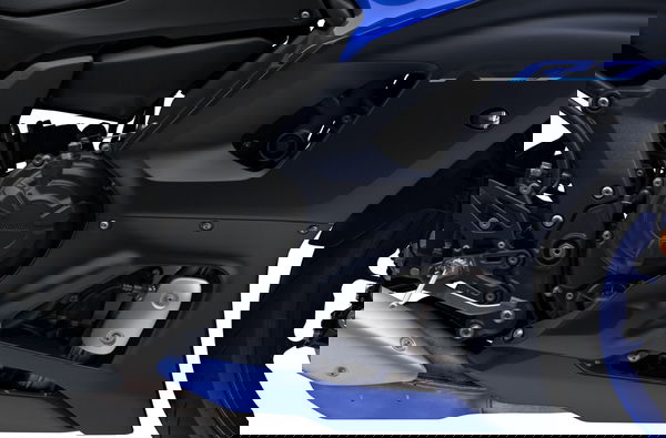 Yamaha R7 revealed | All the specs and features of the sports bike ...