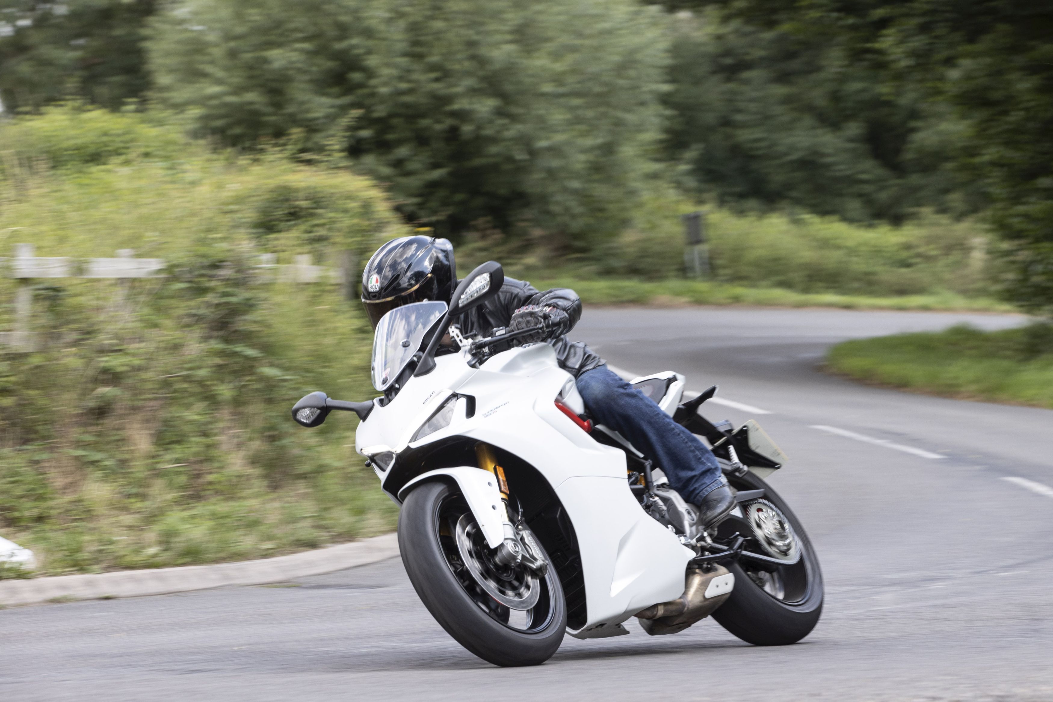 Ducati SuperSport 950 S review | the everyday Panigale? | Visordown