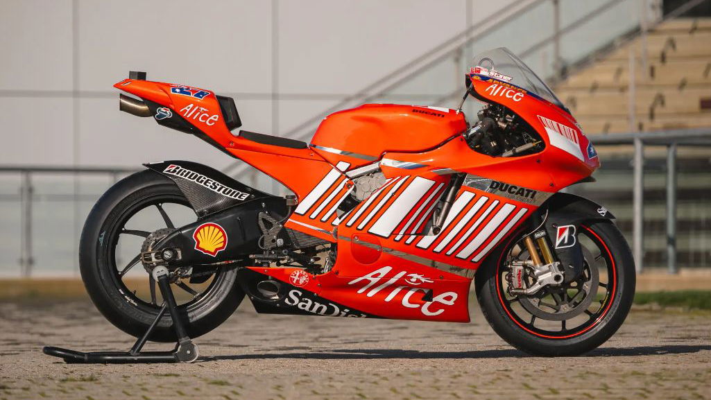 Casey Stoner MotoGP Ducati Bike Sells for Over £400,000 | Visordown