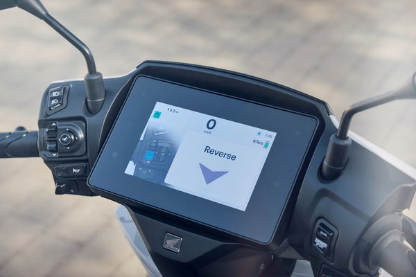 Honda CUV e Electric Scooter Revealed with Removable Batteries | Visordown