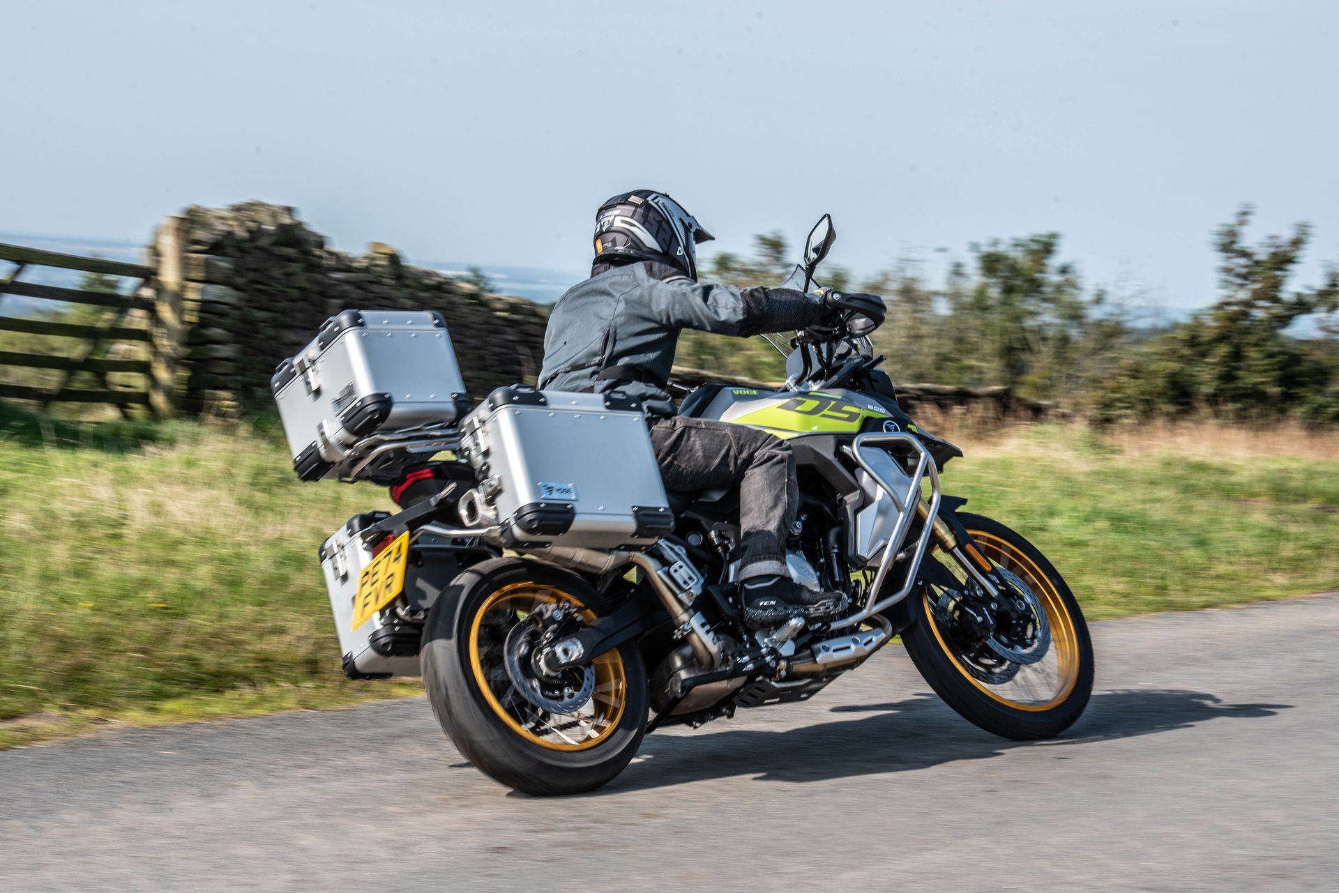 Voge DS 900X Review: The Best Chinese Motorbike Yet? | Visordown