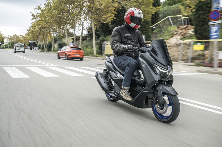 Yamaha NMAX 125 Review: UK’s Best-Seller Gets Better (and Cheaper ...