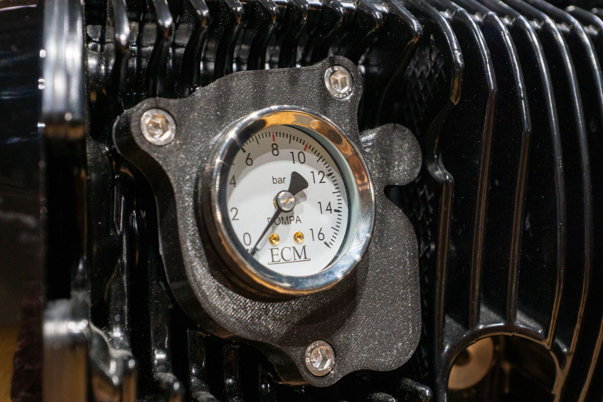 BMW reveals a very expensive boxer-inspired coffee machine | Visordown