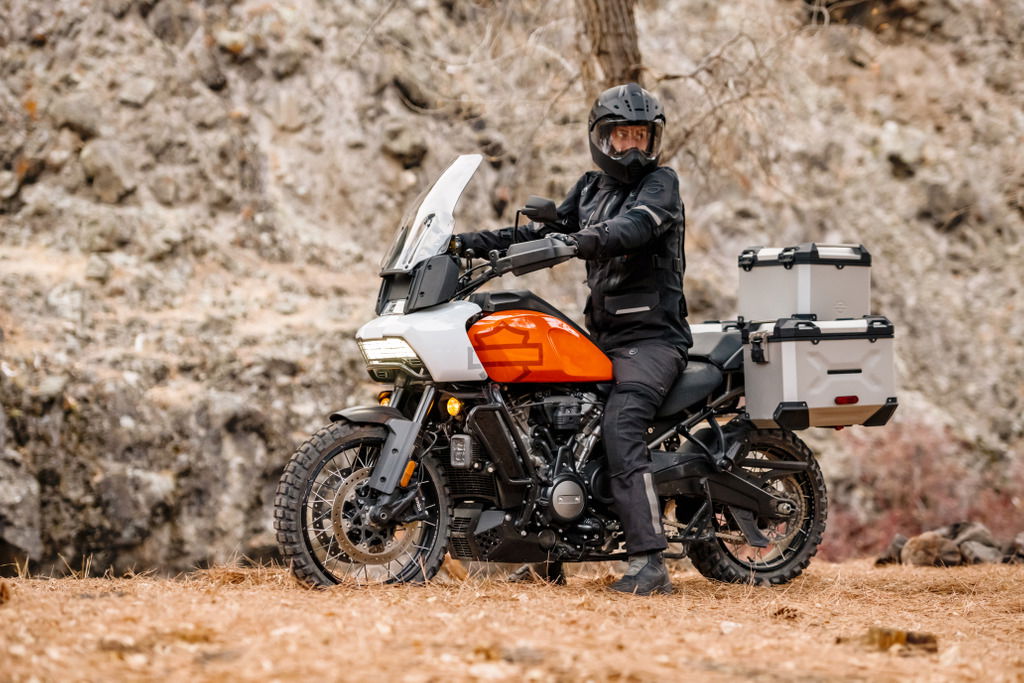 Harley-Davidson Pan America | Adaptive Ride Height explained | Visordown