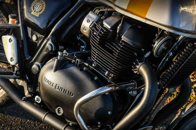 New Royal Enfield, Based on Continental GT, Could Bolster 750cc Engine ...