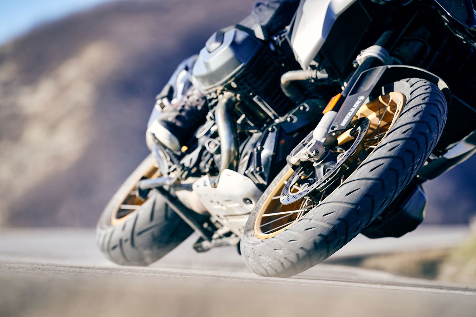 Metzeler Tourance Next2 | On-road adventure motorcycle review | Visordown