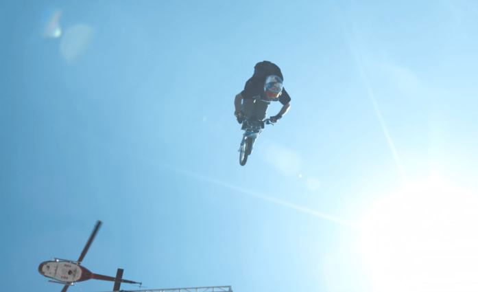 Robbie Maddison performs motorcycle backflips 5,000 feet up! | Visordown