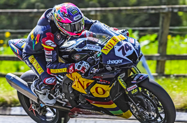 Davey Todd switches to Milwaukee BMW for 2024 Isle of Man TT | Visordown