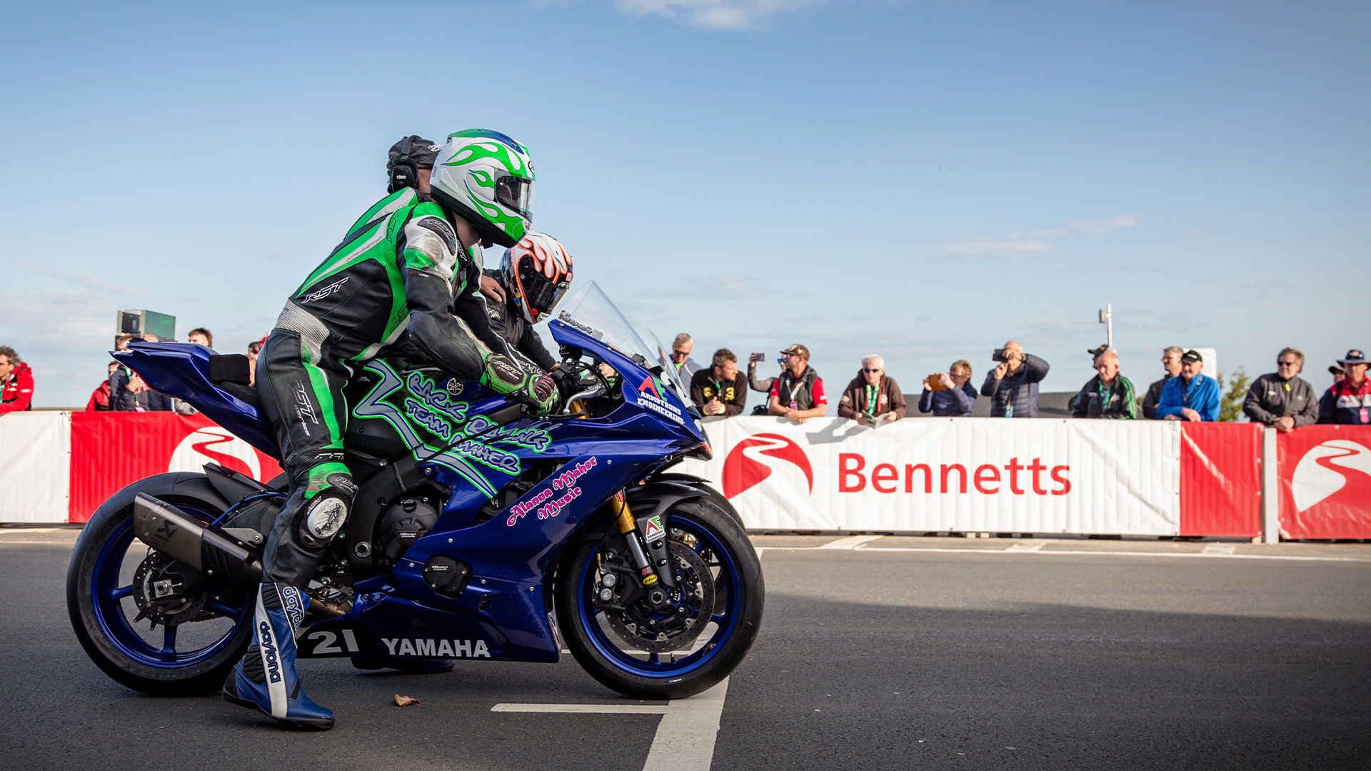 Crowdfunder set up for racer and journalist Mike Booth | Visordown