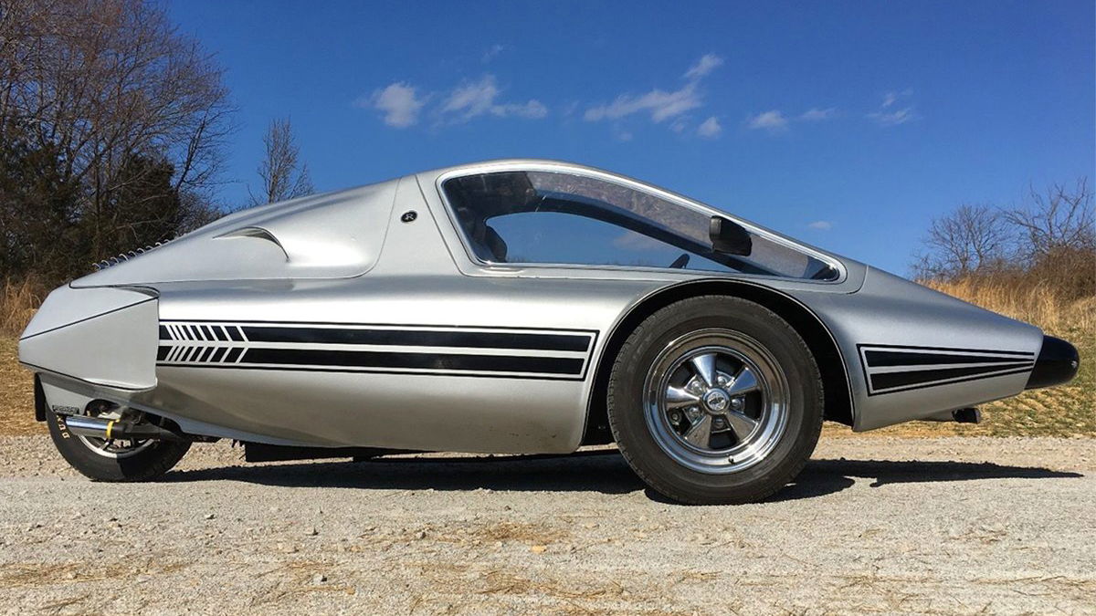 WEEKEND WEIRD: The Honda Tri-Magnum | Visordown