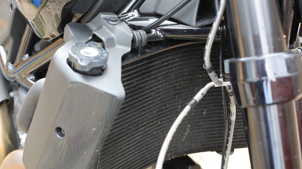 Overheating motorcycles – cause, effect, and resolution | Visordown