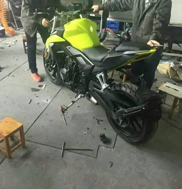 Loncin 500cc twins spied | Visordown