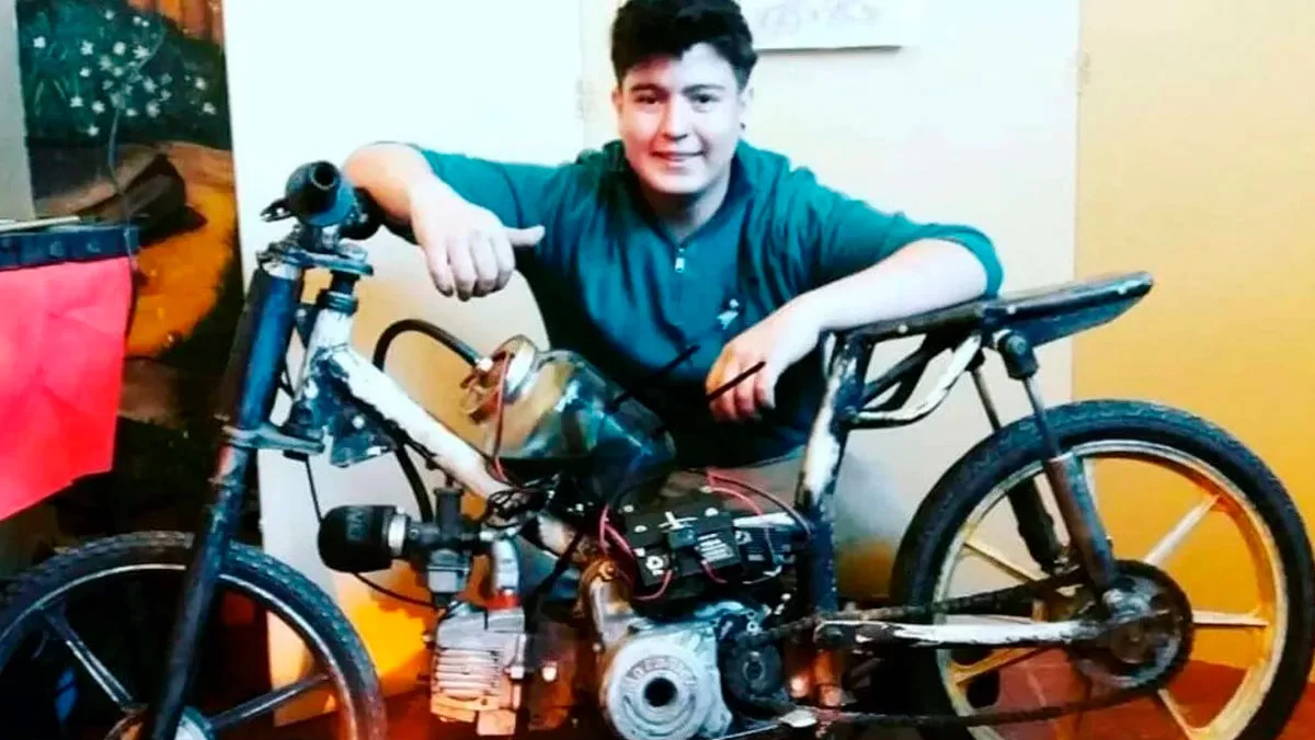 Argentinian university student creates bike powered by salt water ...