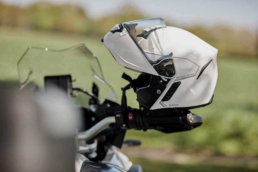 Sena has launched two new smart helmets in Europe, with a full-face and ...