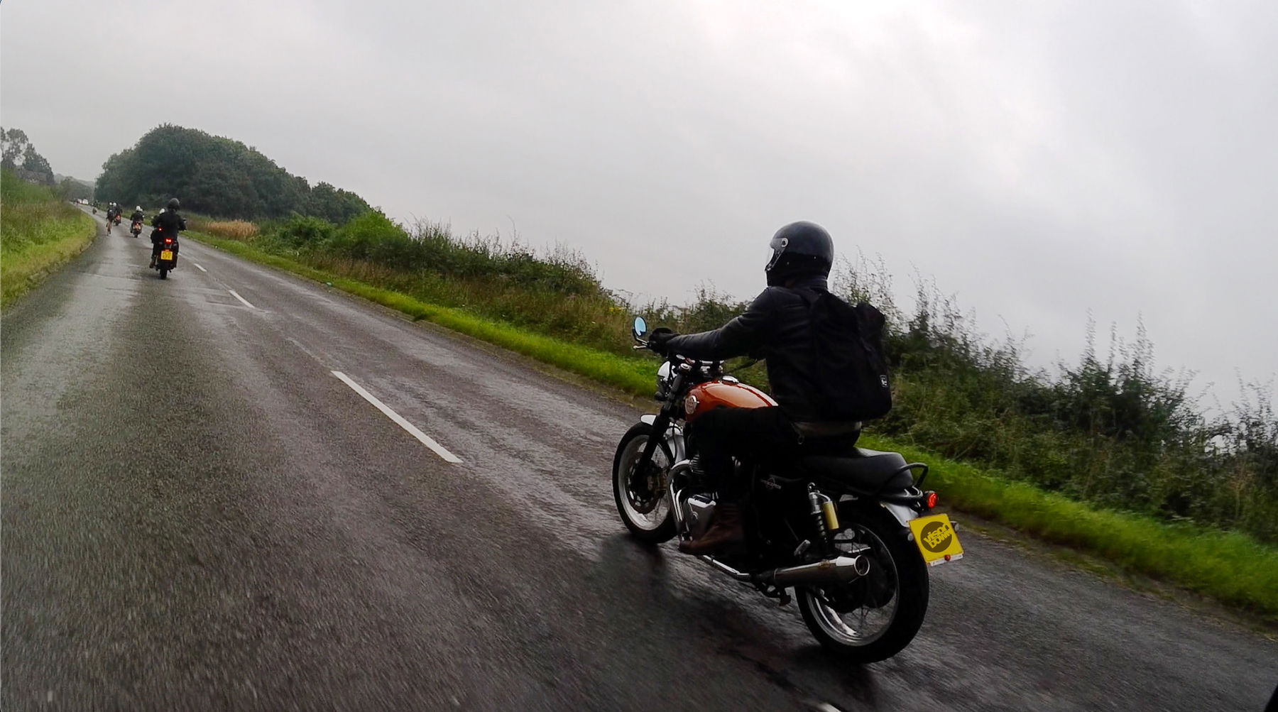Riding the Royal Enfield Interceptor 650 at the Riders Club 2021 One ...
