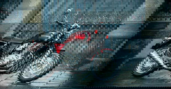 Top 10 BEST Retro Classics Motorcycles of 2020 | Visordown